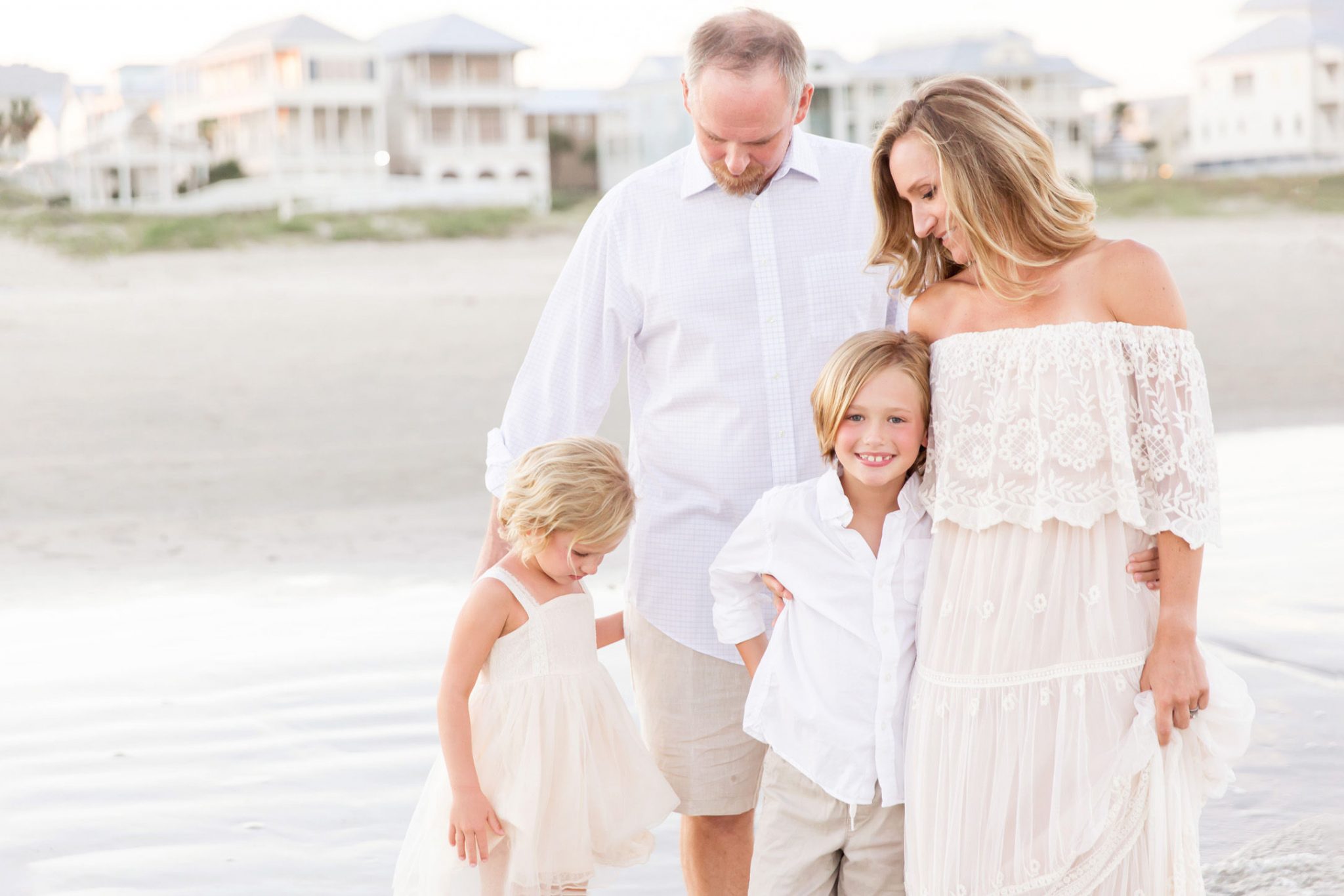 Pastel Family Pictures On The Beaches of Galveston - Fresh Light ...